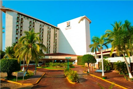Krystal Ixtapa - Travel Guide